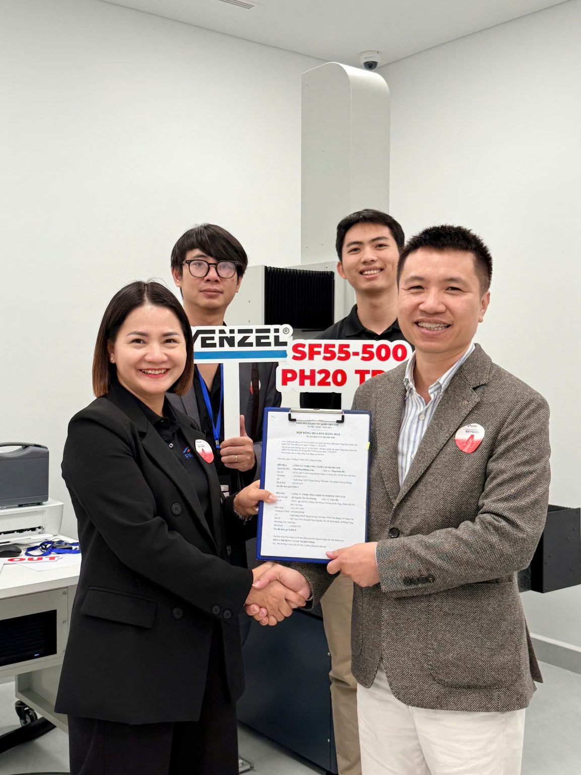 CNC Micro One chọn CMM SF55-500 PH20/TP20 cho nhà máy tại lễ khai ...